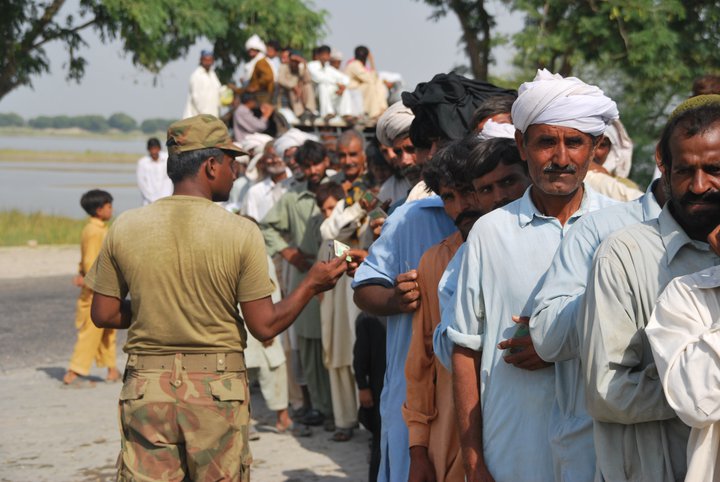 Pakistan Army Men At Their Best - All About Pakistan Army, Air Force ...