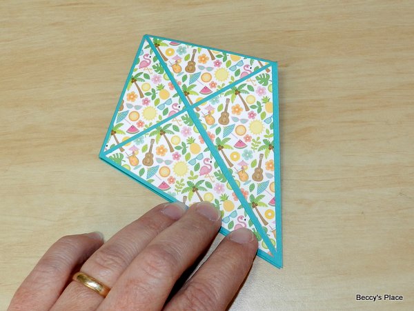Beccy's Place: Tutorial - Kite Fold Card
