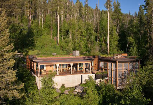 Project Gridless: 25 Examples of Off the Grid Homes + Green Architecture