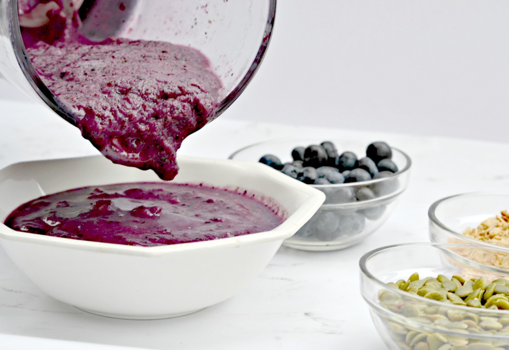 Immune boosting smoothie bowl