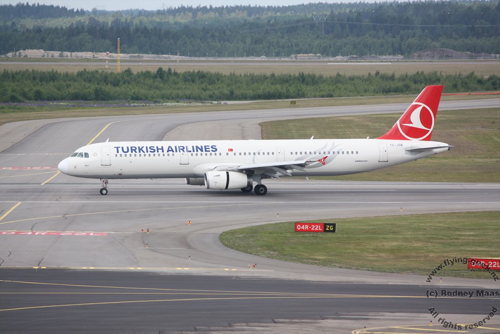 Rodney's Aviation Ramblings: Europe Trip 2013: Aer Lingus, Turkish ...