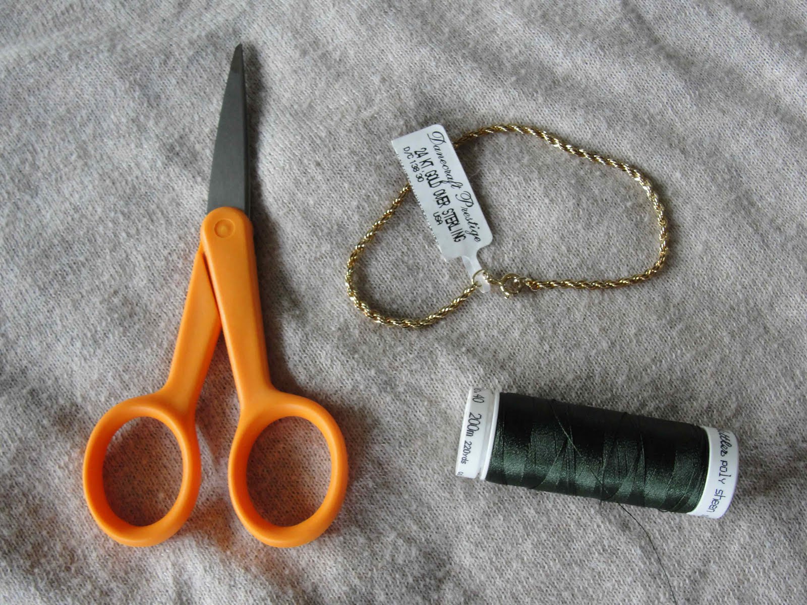 one half world: DIY thread-wrapped jewelry