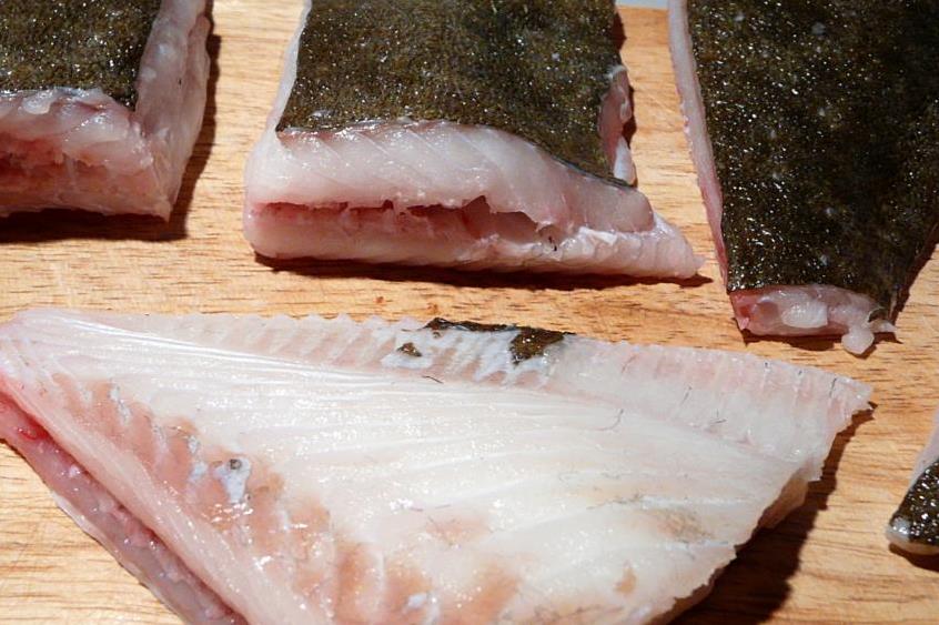 Kulinarische Welten zu Fisch- und Meeresfrucht: Steinbutt-Tranchen an ...