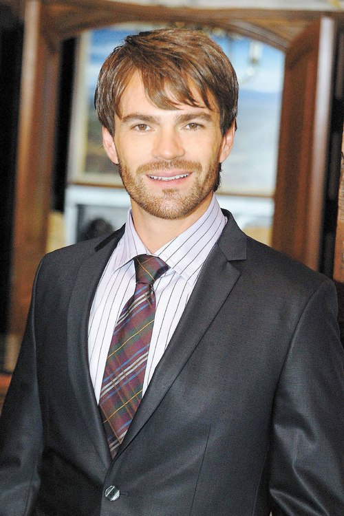 New Novelas: ¡Hector Arredondo con novela en puerta!