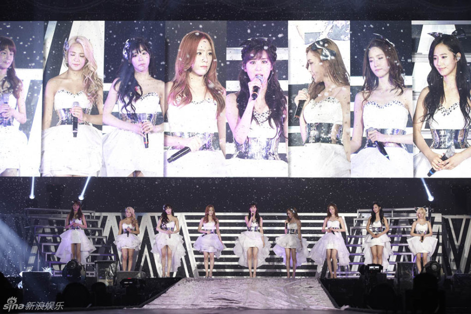 Check out more of SNSD’s photos from their ‘2013 Girls’ Generation ...