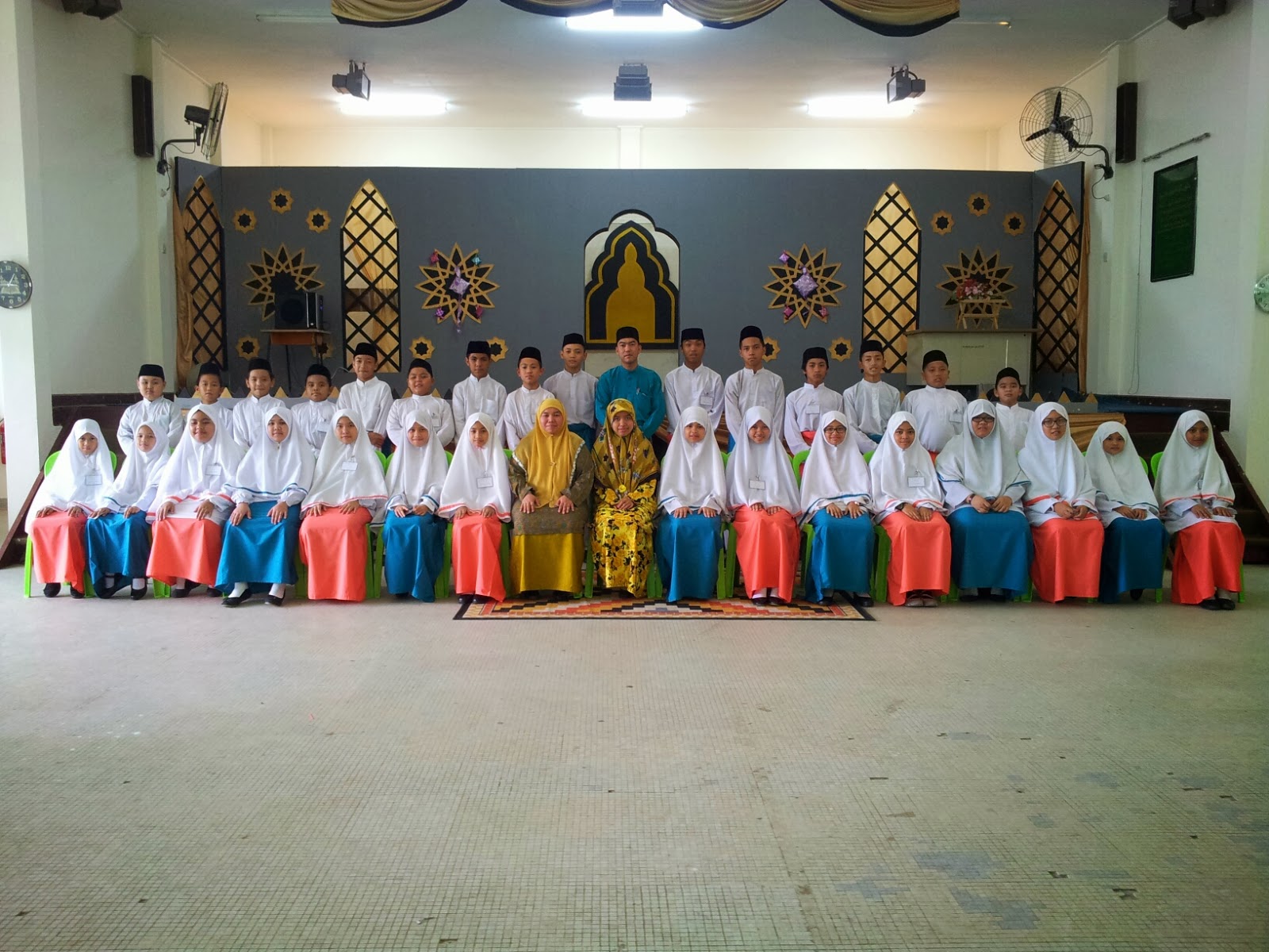 Sekolah Ugama Bokok Temburong: Majlis Perasmian Pengawas Murid ...