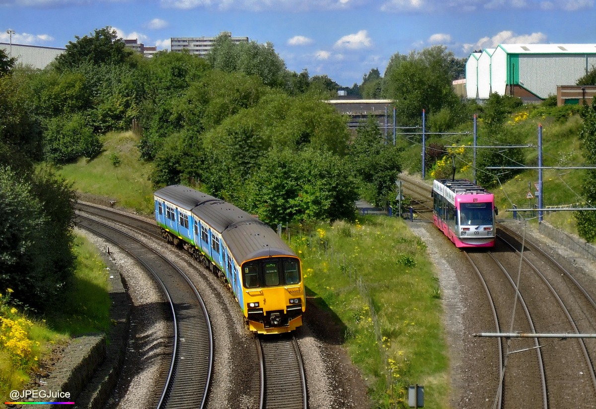 The Central Trains & Centro Class 150s - Info-Pictorial | Rail Revisited