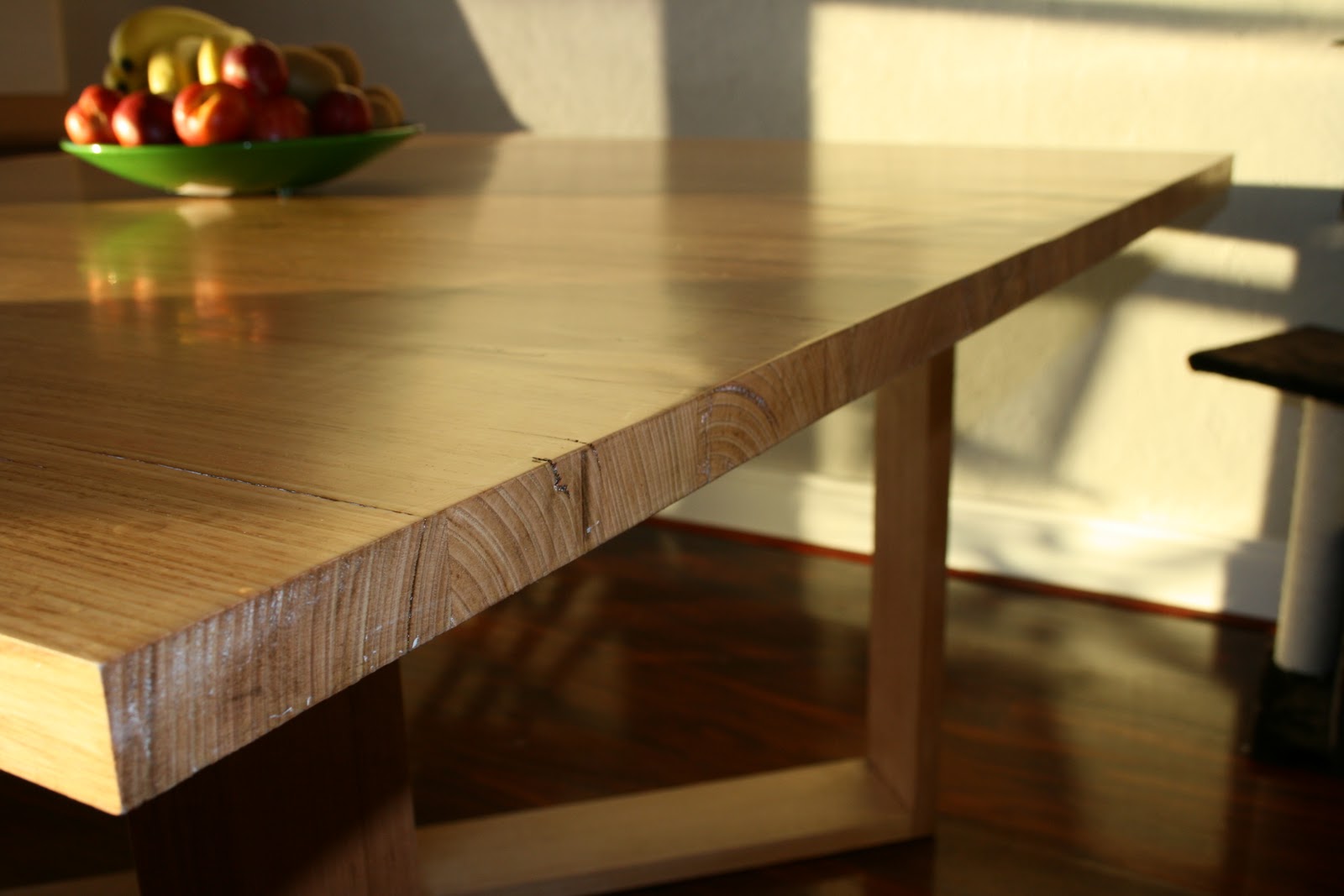 Bombora Custom Designs: 1.5m x 1.5m Dining table