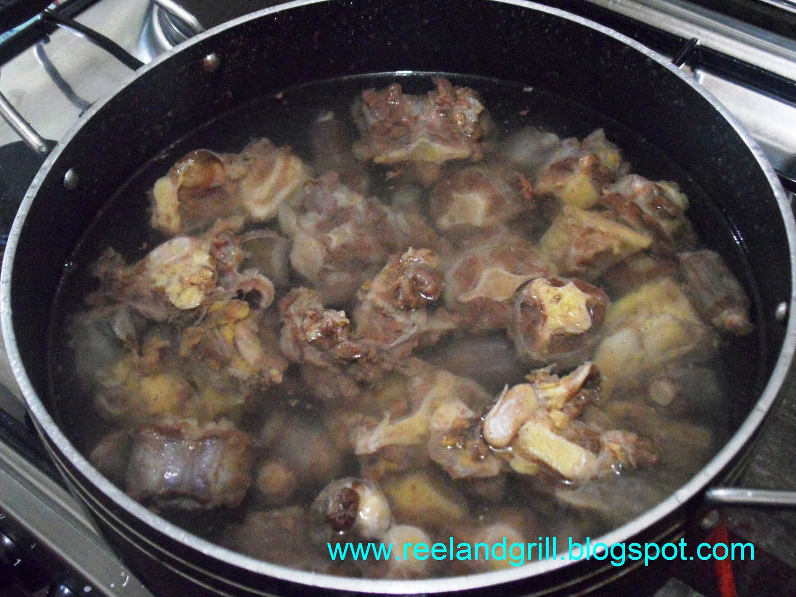 Reel and Grill: Buntot ng Baka sa Oyster Sauce (Oxtail in Oyster Sauce ...