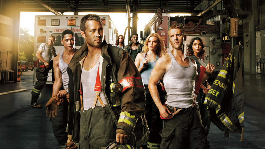 Dlife、4月の番組表を公開、4月にヒュー・ローリーとトム・ヒドルストン出演の「ナイト・マネージャー」放送を発表