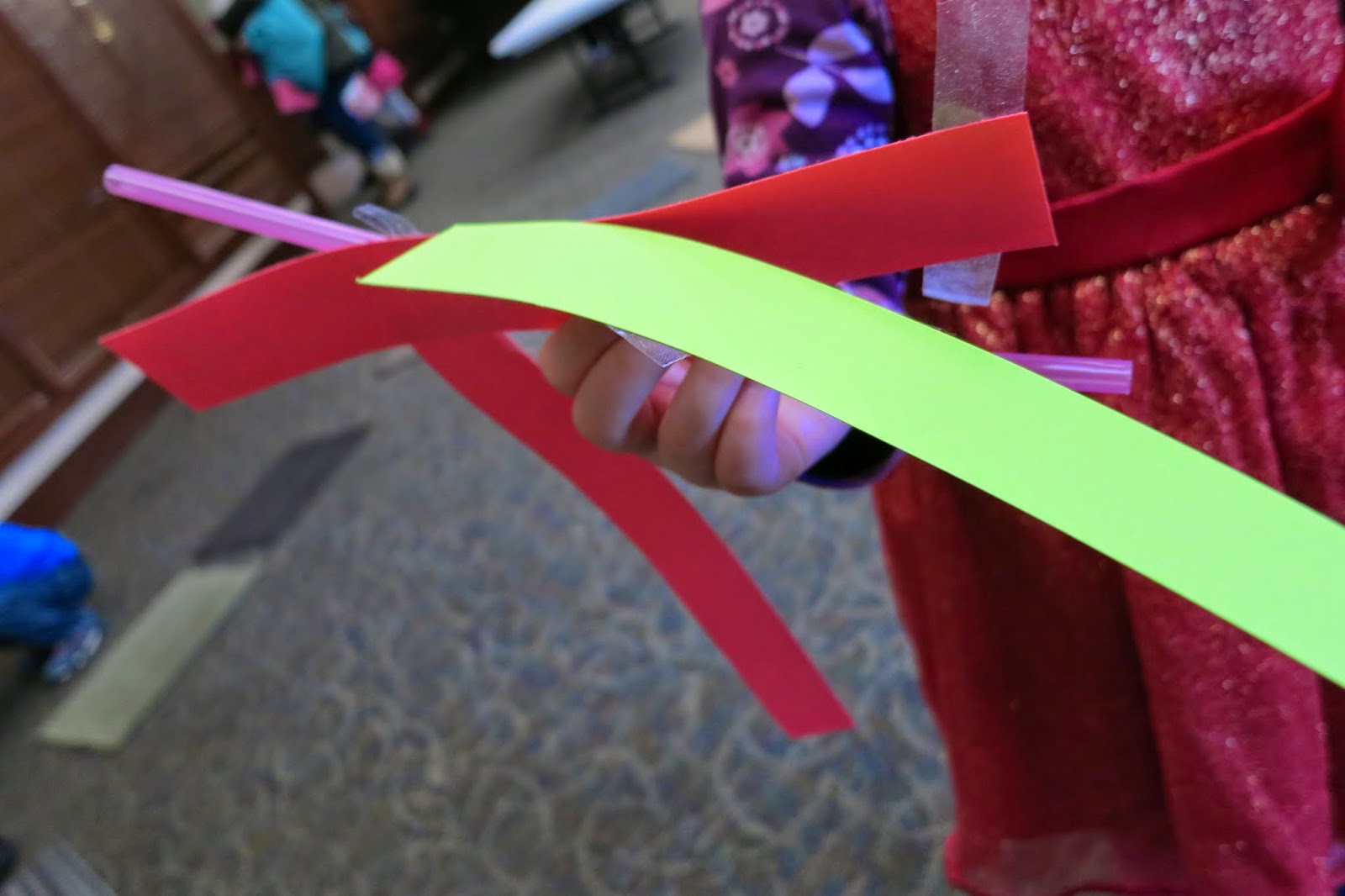 WonderWorks: Straw Flyers : library makers