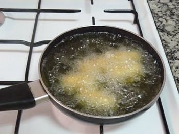 ¿Por qué el aceite se calienta más que el agua?