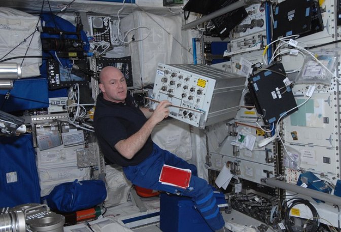 Suburban spaceman: ESA Astronaut ISS Image: Weightless!