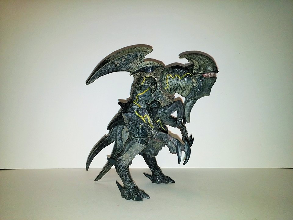 The Gryphon s Lair NECA MUTAVORE Figure Review the-gryphon-s-lair-neca-mutavore-figure-review
