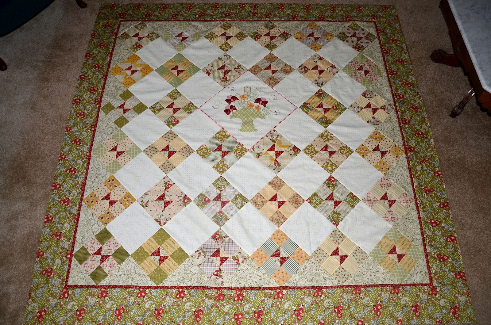 Sew'n Wild Oaks Quilting Blog: Scalloped Borders for Madrigal