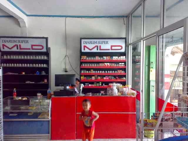 RAK MINIMARKET : RAK ROKOK