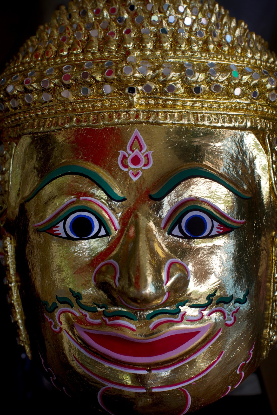 @The Dream to Thailand...: Thai Khon Mask, how it's made? หัวโขนเขาทำกันอย่างๆไร?