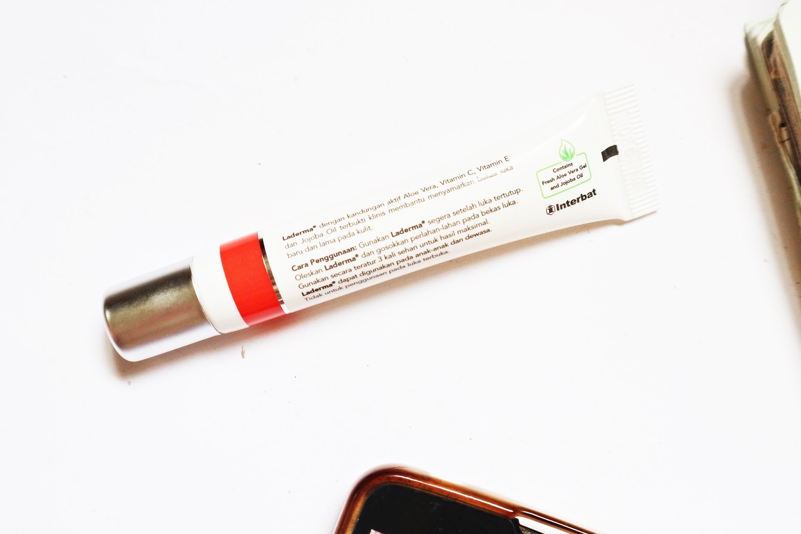 Review: Laderma Scar Repair Cream (Cream Penghilang Bekas Luka) - Ell's ...