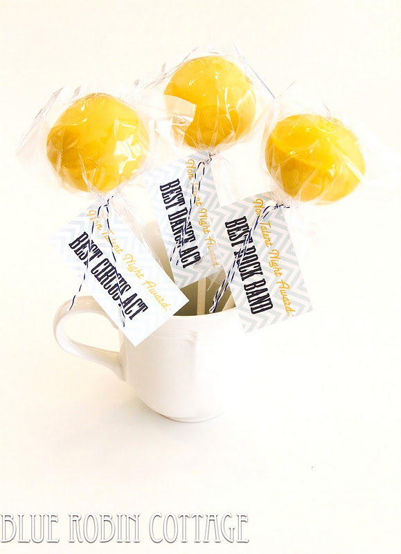 Blue Robin Cottage: Create Your Own Cake Pop Tags!