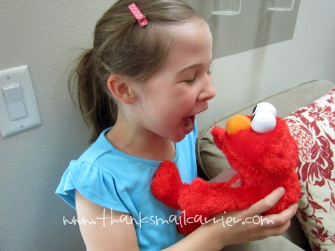 Thanks, Mail Carrier | Playskool Sesame Street LOL Elmo {Review}