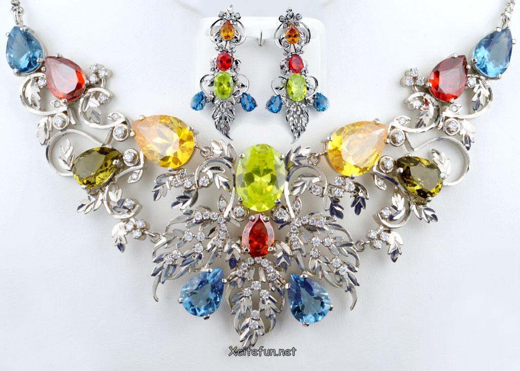 Fashion Trends: Fancy Emerald Jewelry Collection For Eid 2011