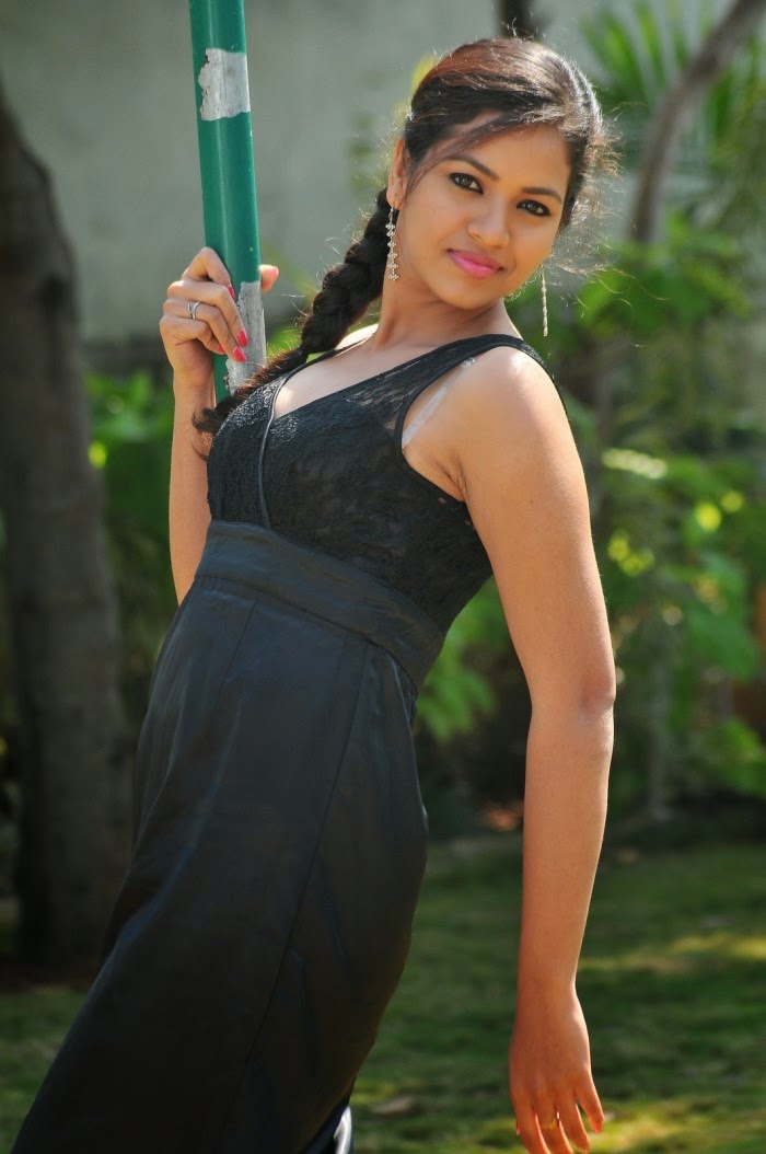 Actress Gowthami Chowdary Latest Stills - Cine Gallery