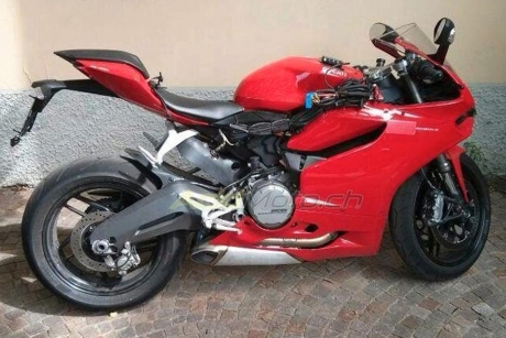 Ducati Panigale pode ganhar uma versão 899 para substituir a 848 EVO ...