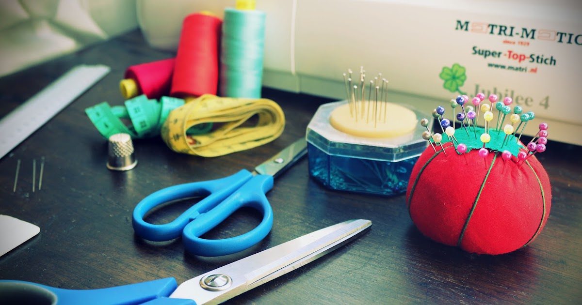 MATERIALES DE COSTURA - Escuela de Lencería