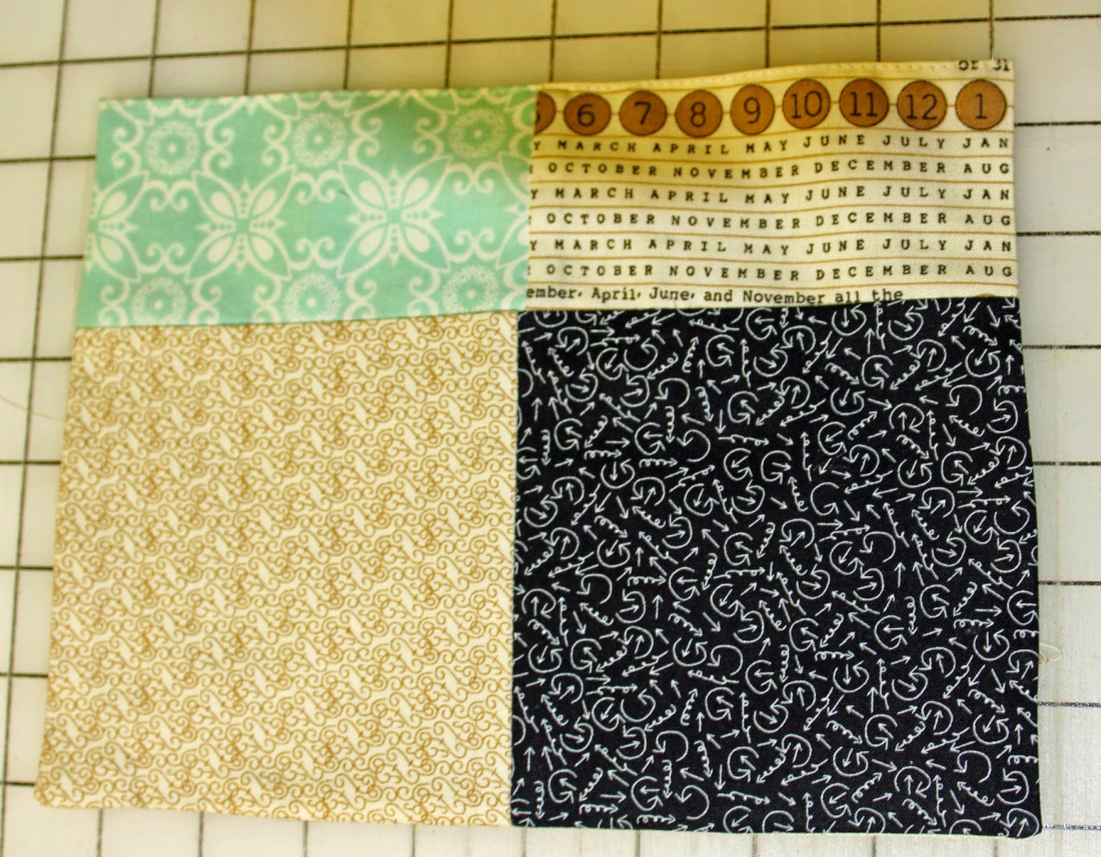 Girls in the Garden: Charm Pack Bag - Tutorial