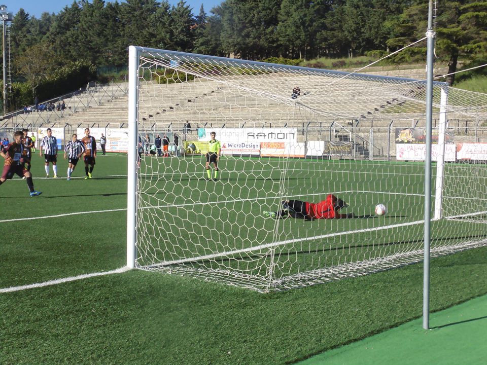 Calcio.Rionero in Vulture 1 maggio 2016. la finale della Super Coppa ...