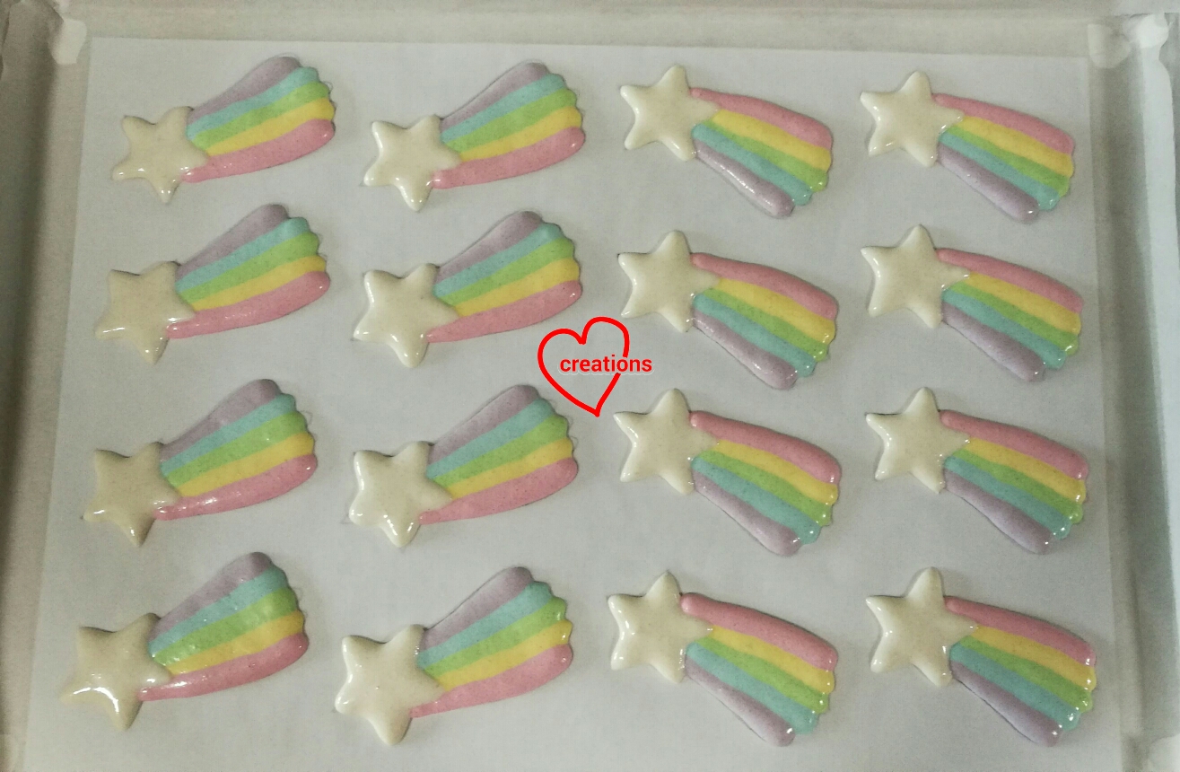 Loving Creations for You: Rainbow Unicorn and Shooting Star Macarons