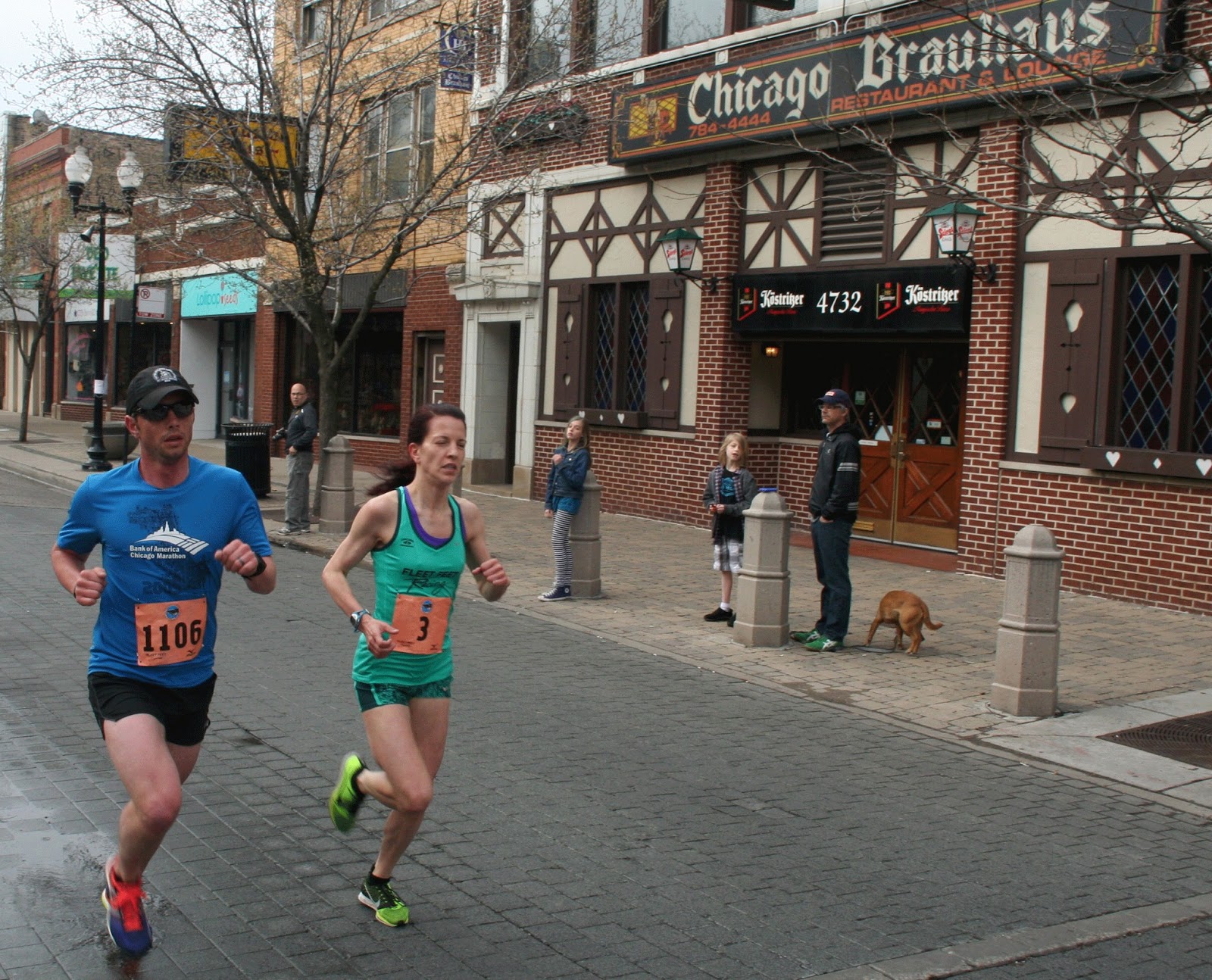 The Lakefront Trail: Spectating Running Bloggers at the Ravenswood Run 5k