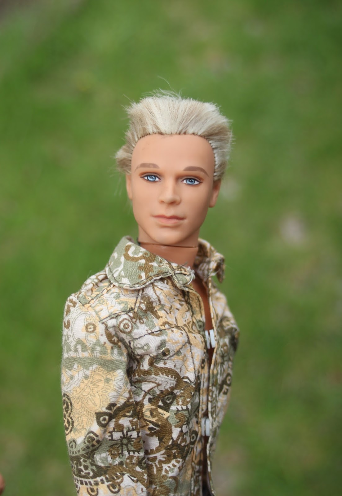 PLANET OF THE DOLLS: Doll-A-Day 2017 #101: Fashion Fever Modern Trends ...