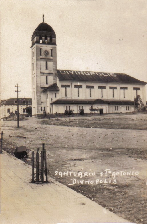 Museu Fotográfico de Divinópolis : Santuário de Santo Antônio