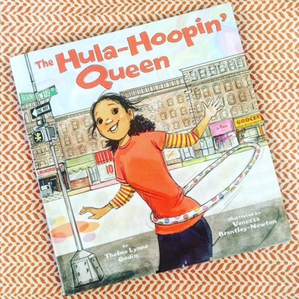 baby meets city: Big Apple Books: The Hula Hoopin' Queen