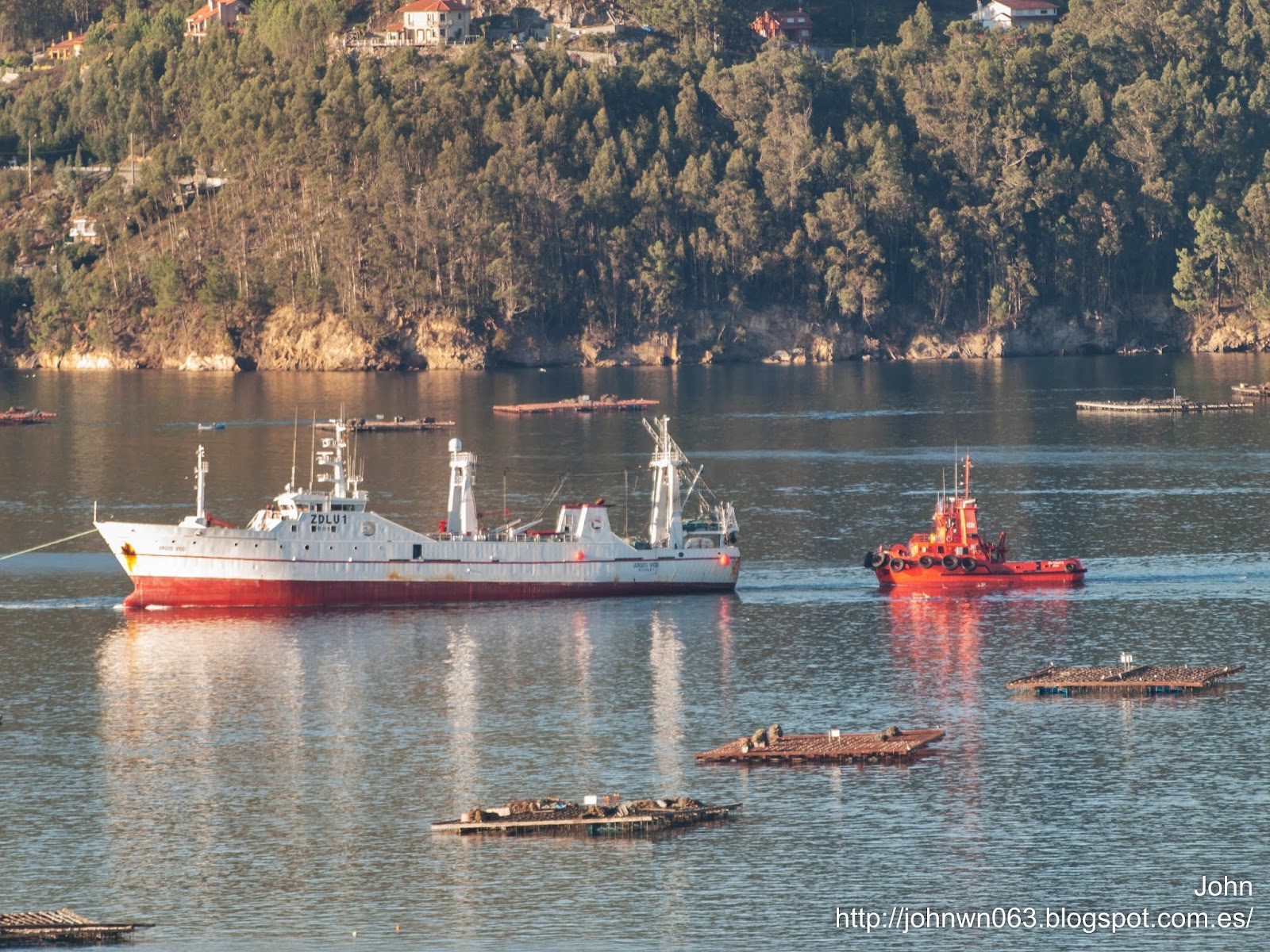 FOTOS DE BARCOS: ARGOS VIGO