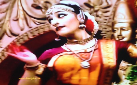 Versatility of Surabhi Bharadwaj - a seasoned Bharatnatyam artist