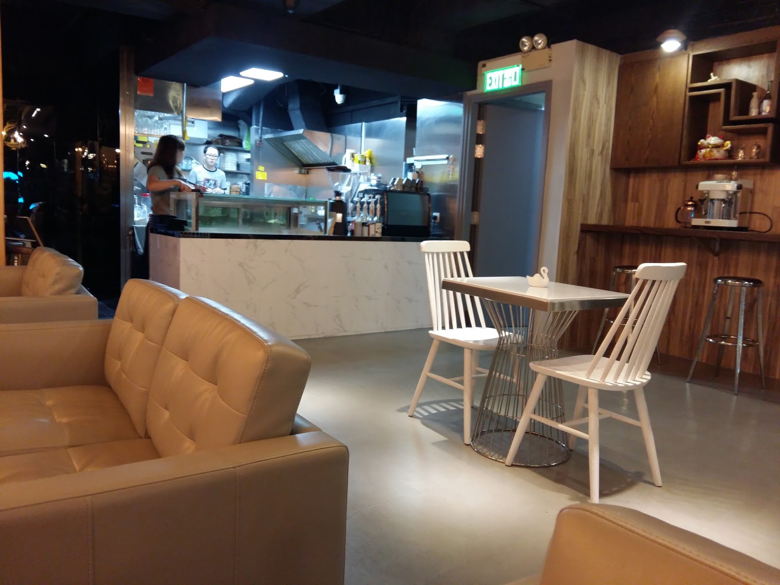 漢堡和甜品完整了今夜@Infinity Workshop Cafe