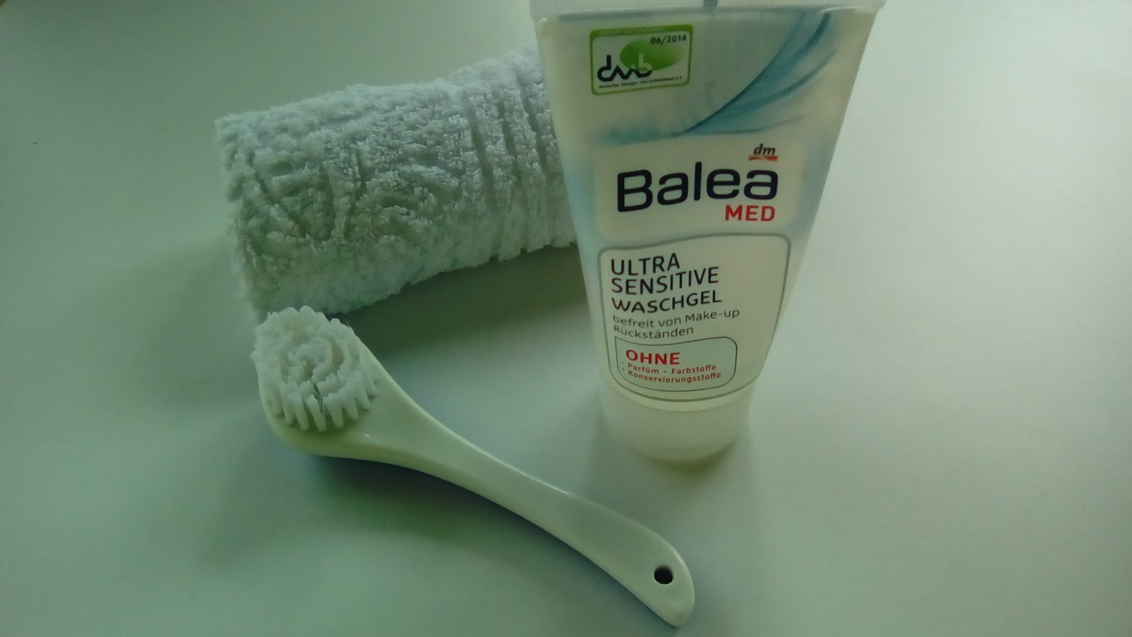 BALEA MED ултра сензитив гел за миење лице