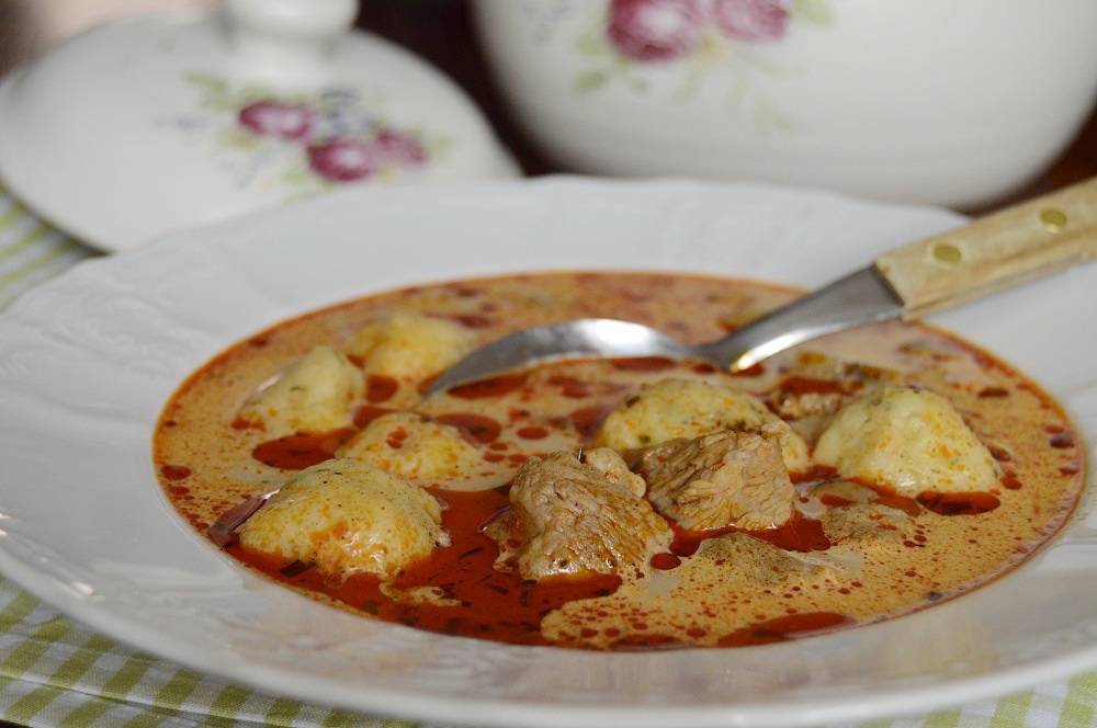 Citromhab: Tárkonyos raguleves krumpligombóccal