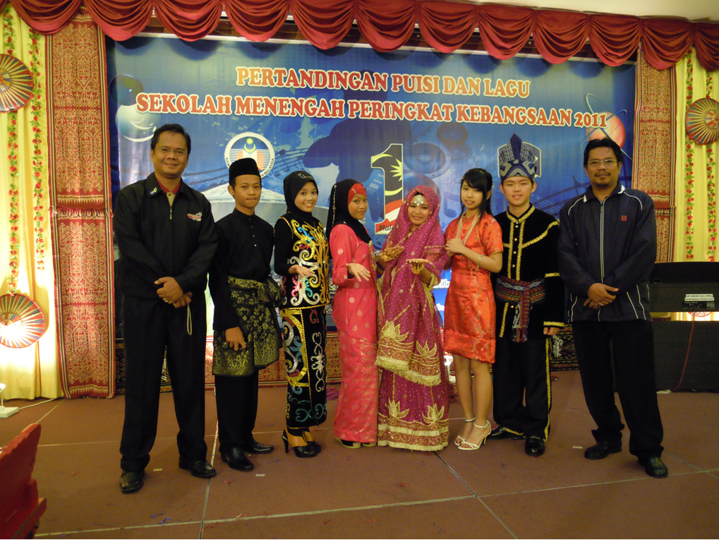 Cikgu Sabar Mohd: Puisi dan Lagu : Kemenangan Bersejarah