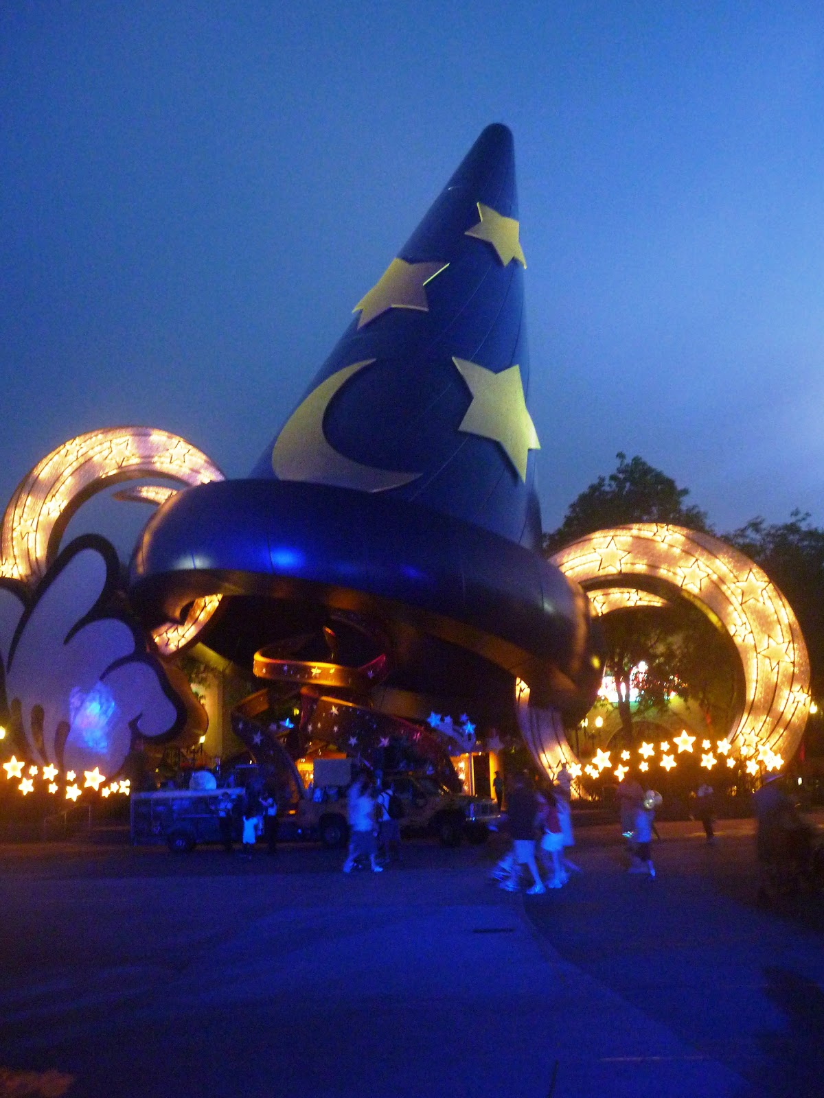 My Days in the Mouse Kingdom: Hi Ho Hi Ho, its back to work I go...