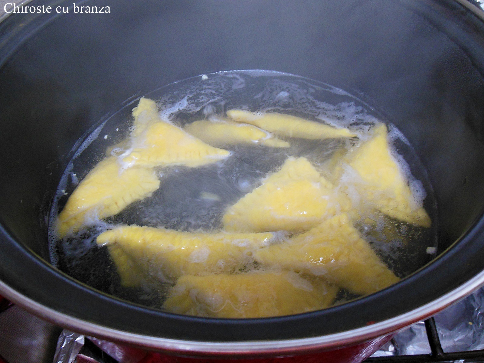 Rocsy in bucatarie: Chiroste cu branza