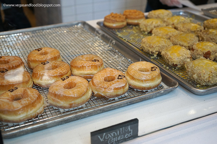 Astro Doughnuts & Fried Chicken - Downtown L.A. - Vegas and Food