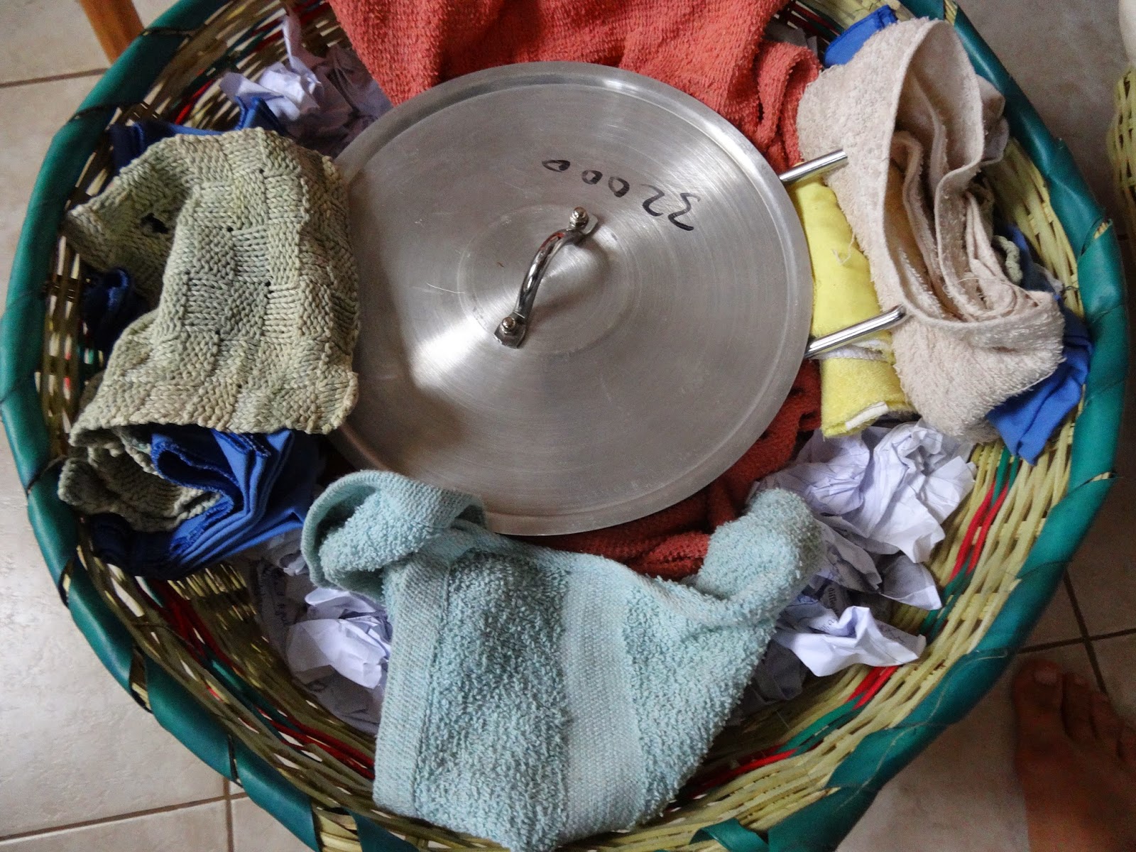 Word and Seed in Uganda: Fireless Cooker