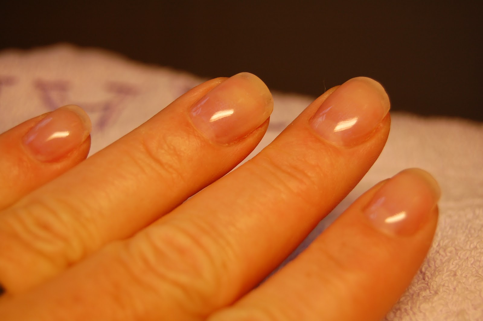 Negledamen...: Akrylnegler og Shellac!