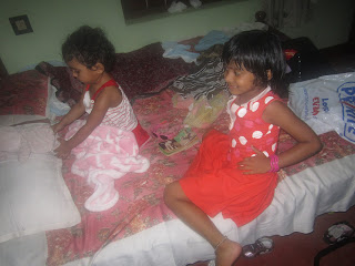 Life with Liya and Zain: Things Liya loved in India : People!