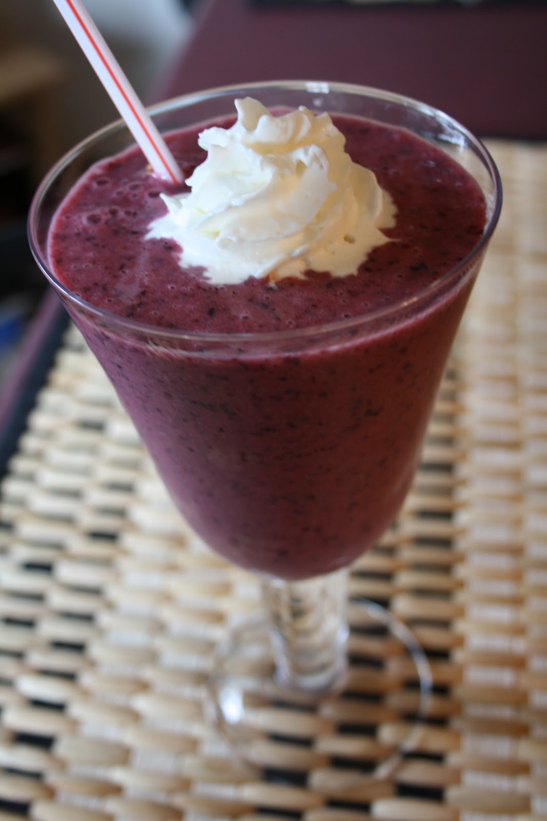 Meals with Michelle: Toddler Naan Pizza & Smoothie