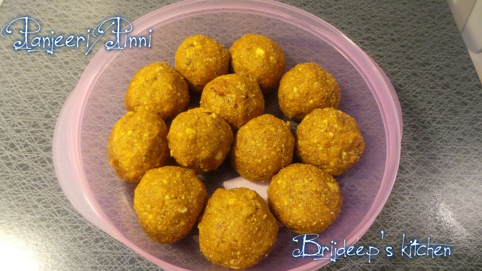 Effervescence: Aate ki Pinniyan/Panjeeri (Punjabi dry fruit pinniyan)
