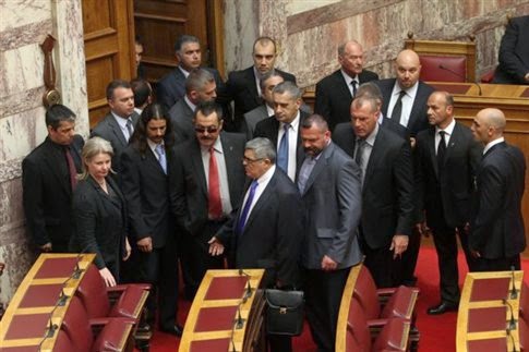 ΕΚΤΑΚΤΟ: ΣΤΟ ΣΚΑΜΝΙ ΚΑΙ ΟΙ 18 ΒΟΥΛΕΥΤΕΣ ΤΗΣ ΧΡΥΣΗΣ ΑΥΓΗΣ!!! ΑΥΤΗ ΕΙΝΑΙ ...